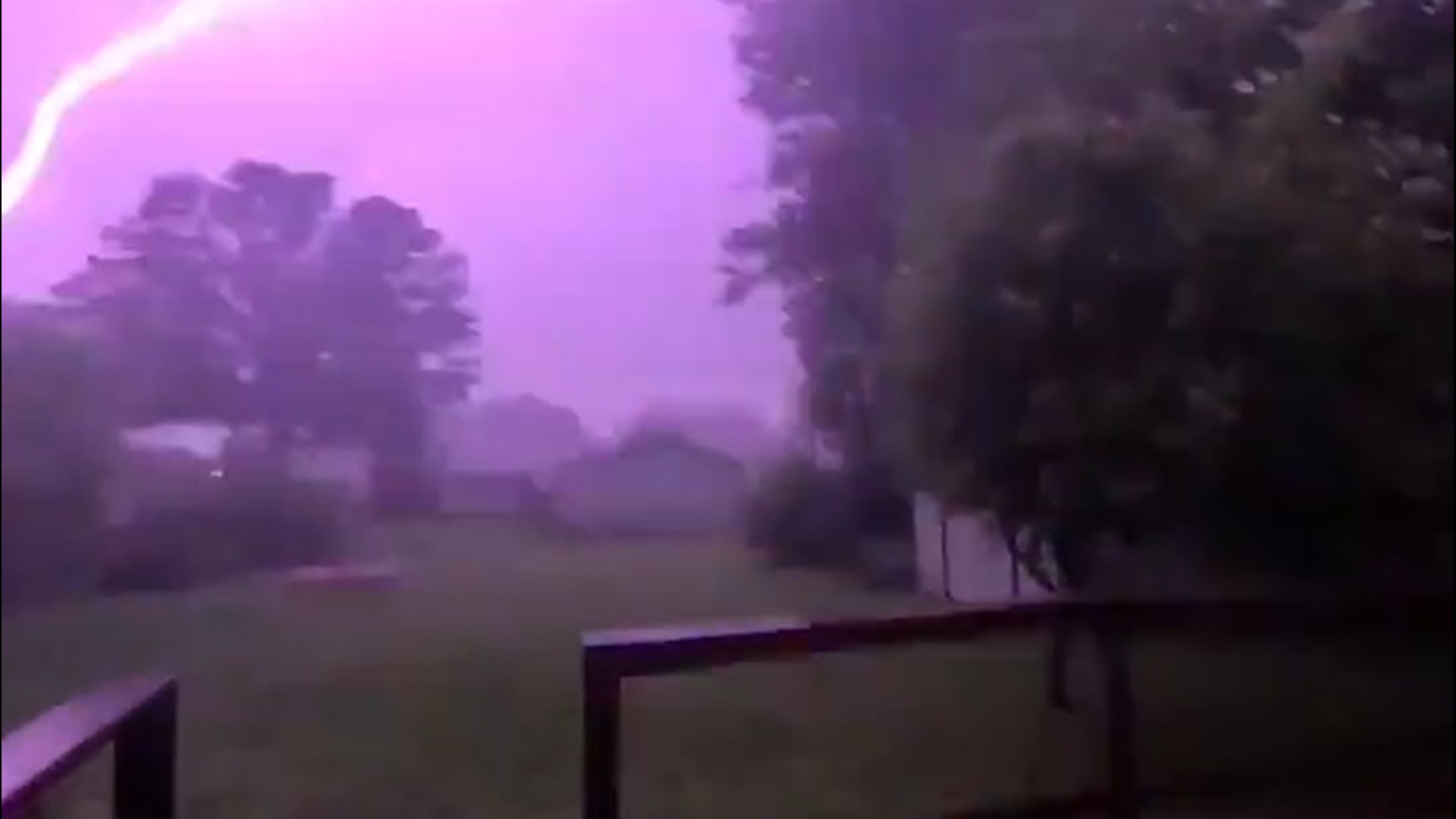 Vivid lightning strike caught on camera | kcentv.com