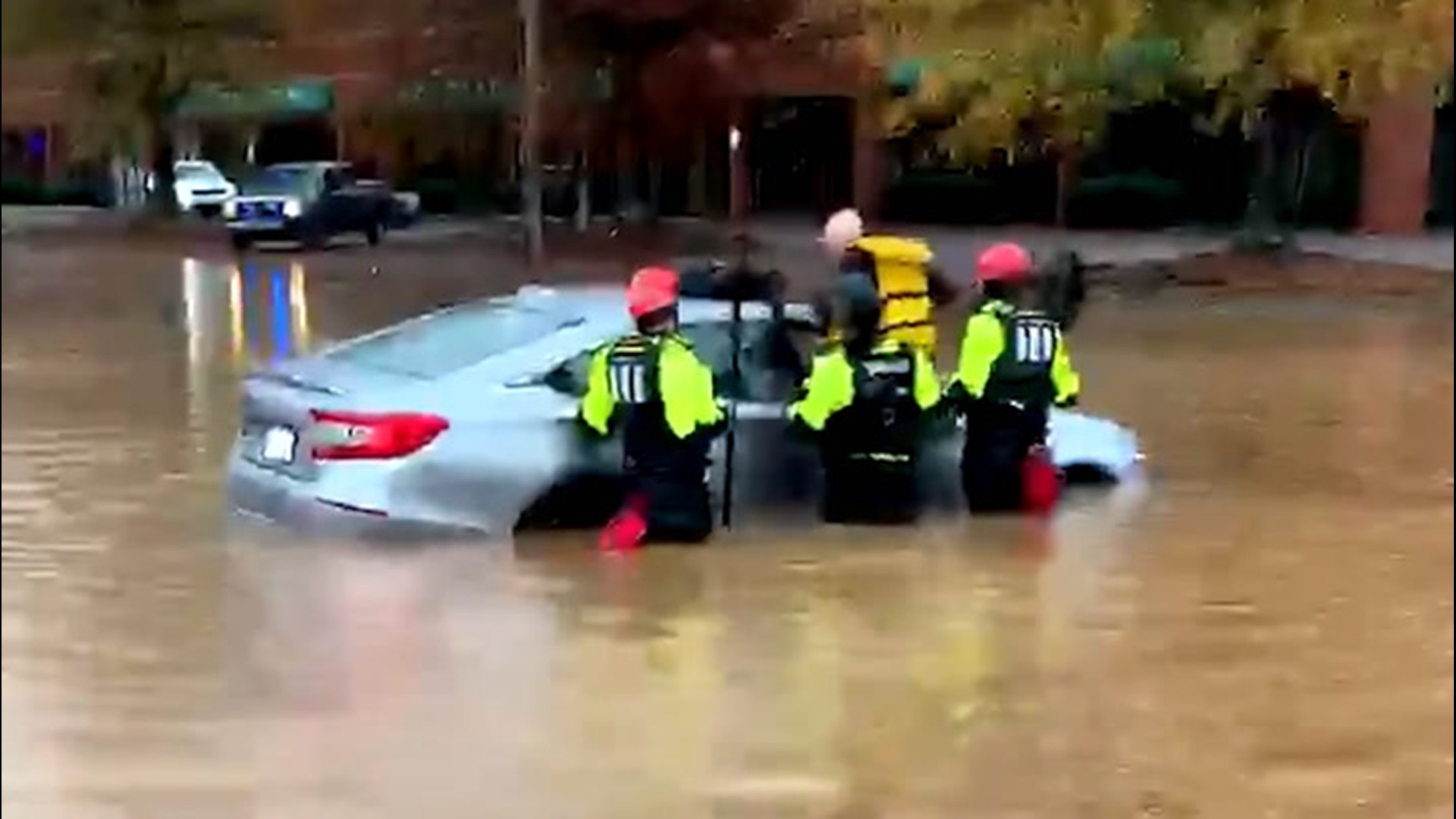 Rescue team frees man trapped inside flooded car | kcentv.com