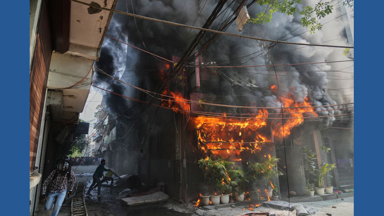 37 people rescued from New Delhi building fire that killed 4 | kcentv.com