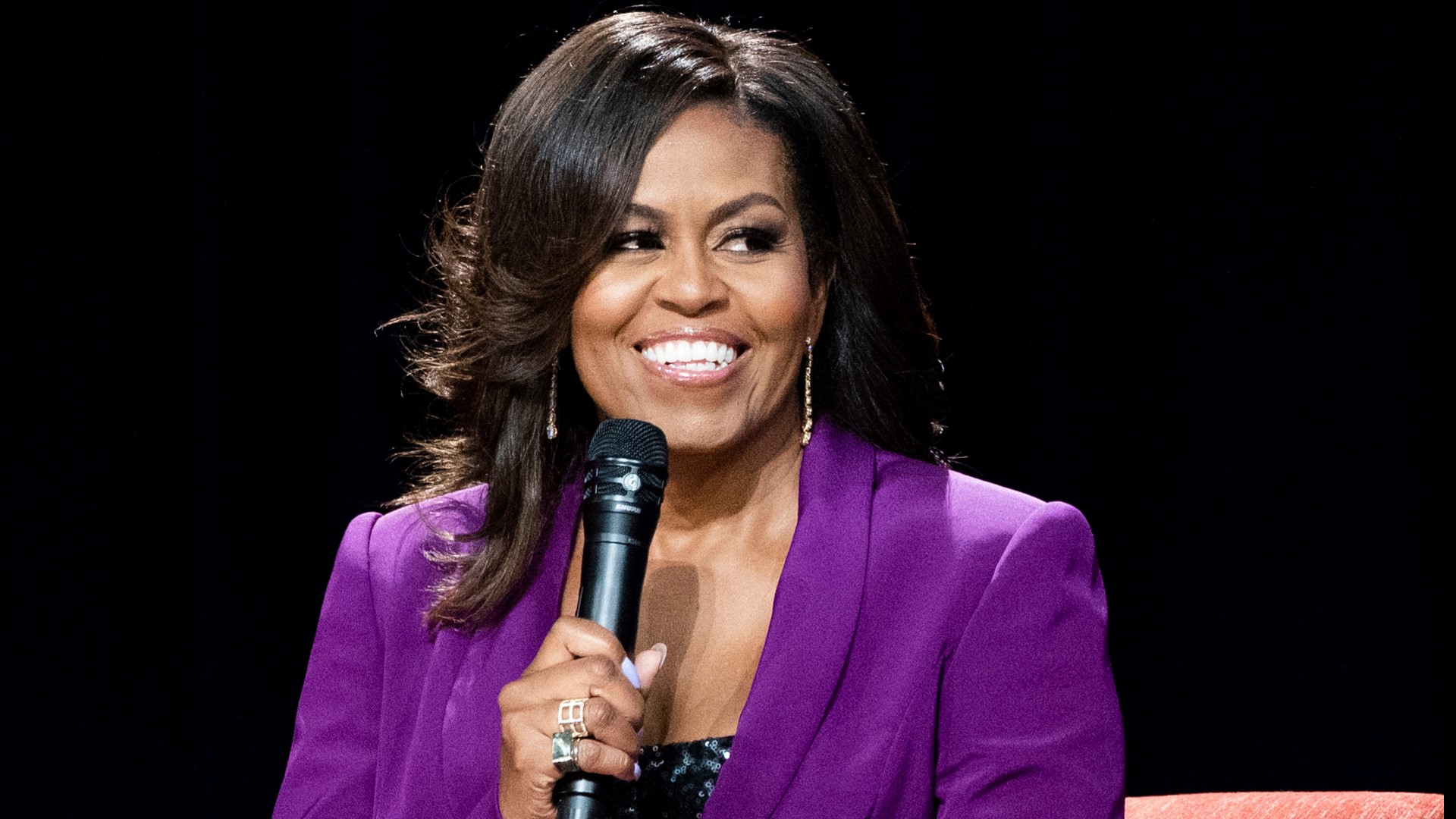 Michelle Obama explains why daughter Malia changed her name | kcentv.com