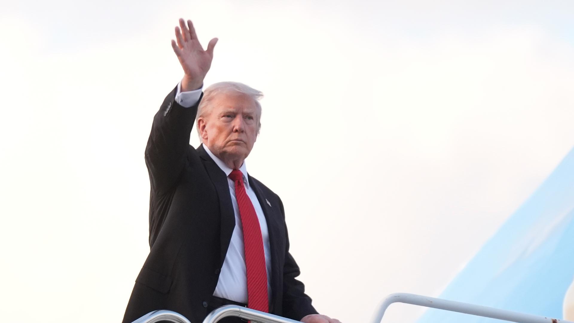 Trump responds to Epstein emails released by House Oversight Committee ...