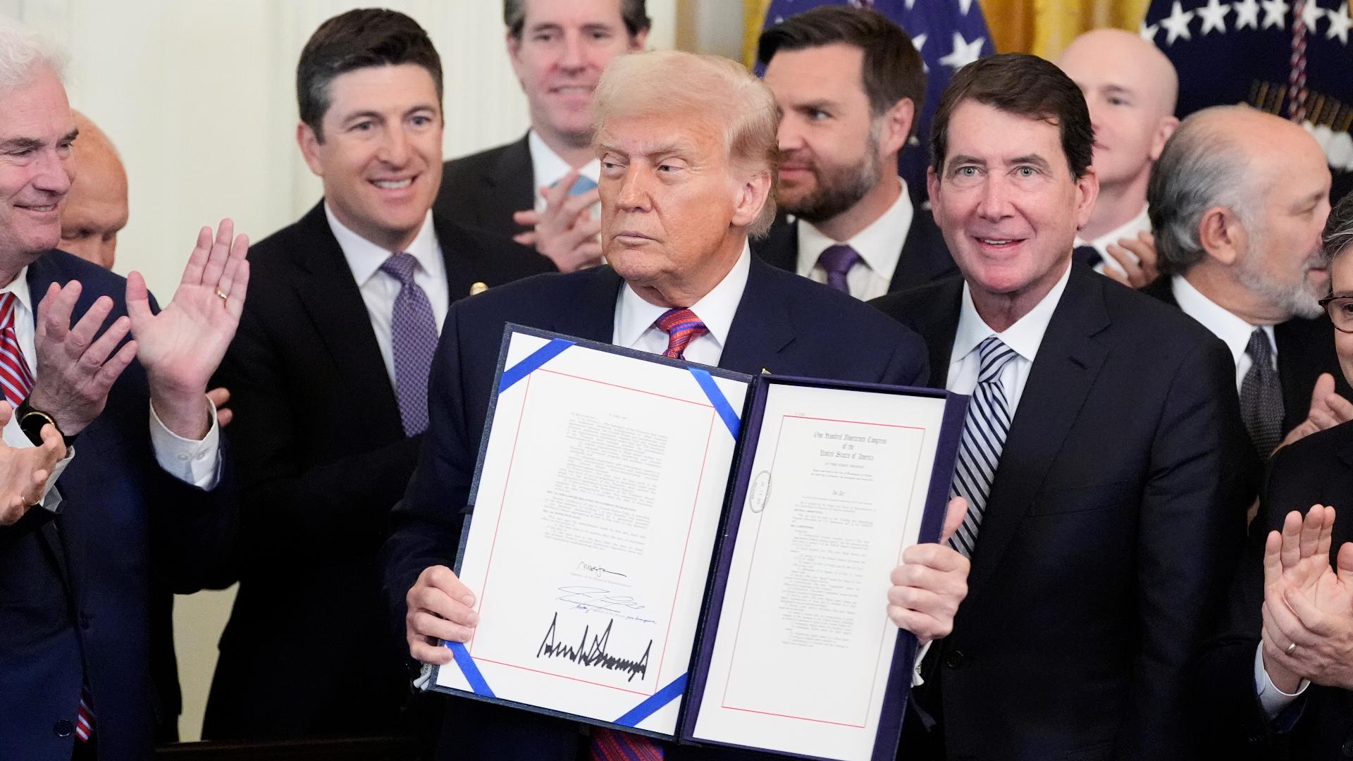 Trump signs GENIUS Act, boosting stablecoin regulation | kcentv.com