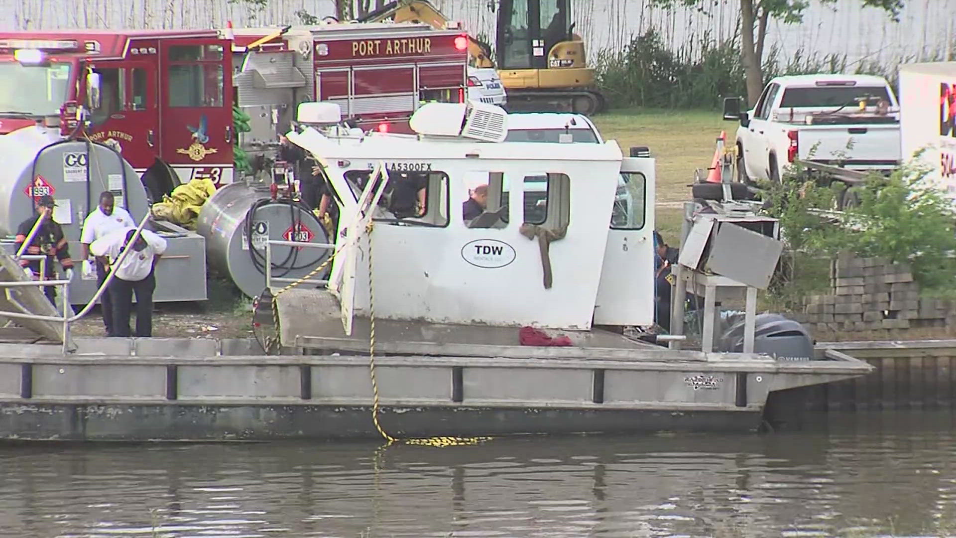 Boat explosion kills 2, injures 1 on Port Arthur's west side | kcentv.com
