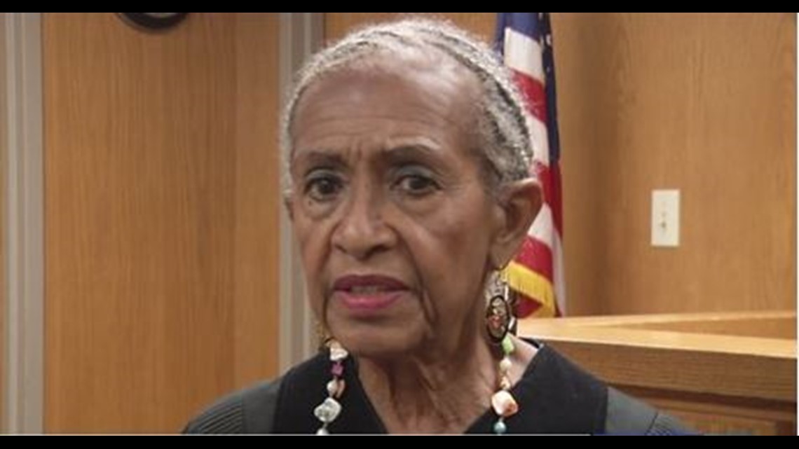Ex-Bell County judge Claudia Brown who set $4B bond says 'supporters ...