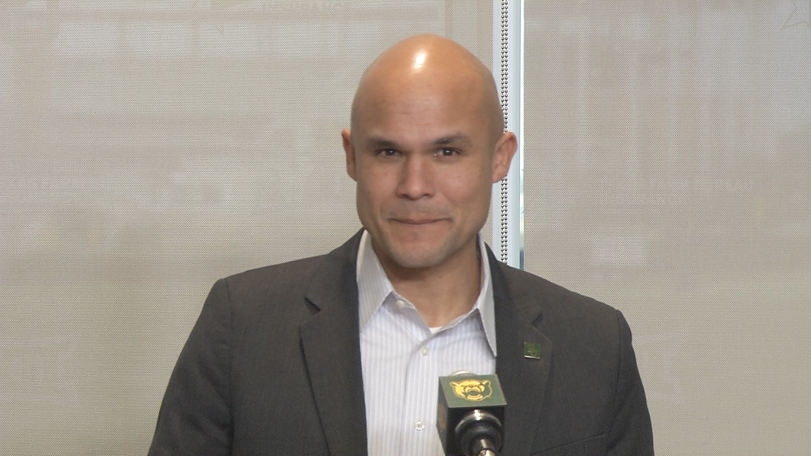 New Baylor coach Dave Aranda announces first football signing day ...