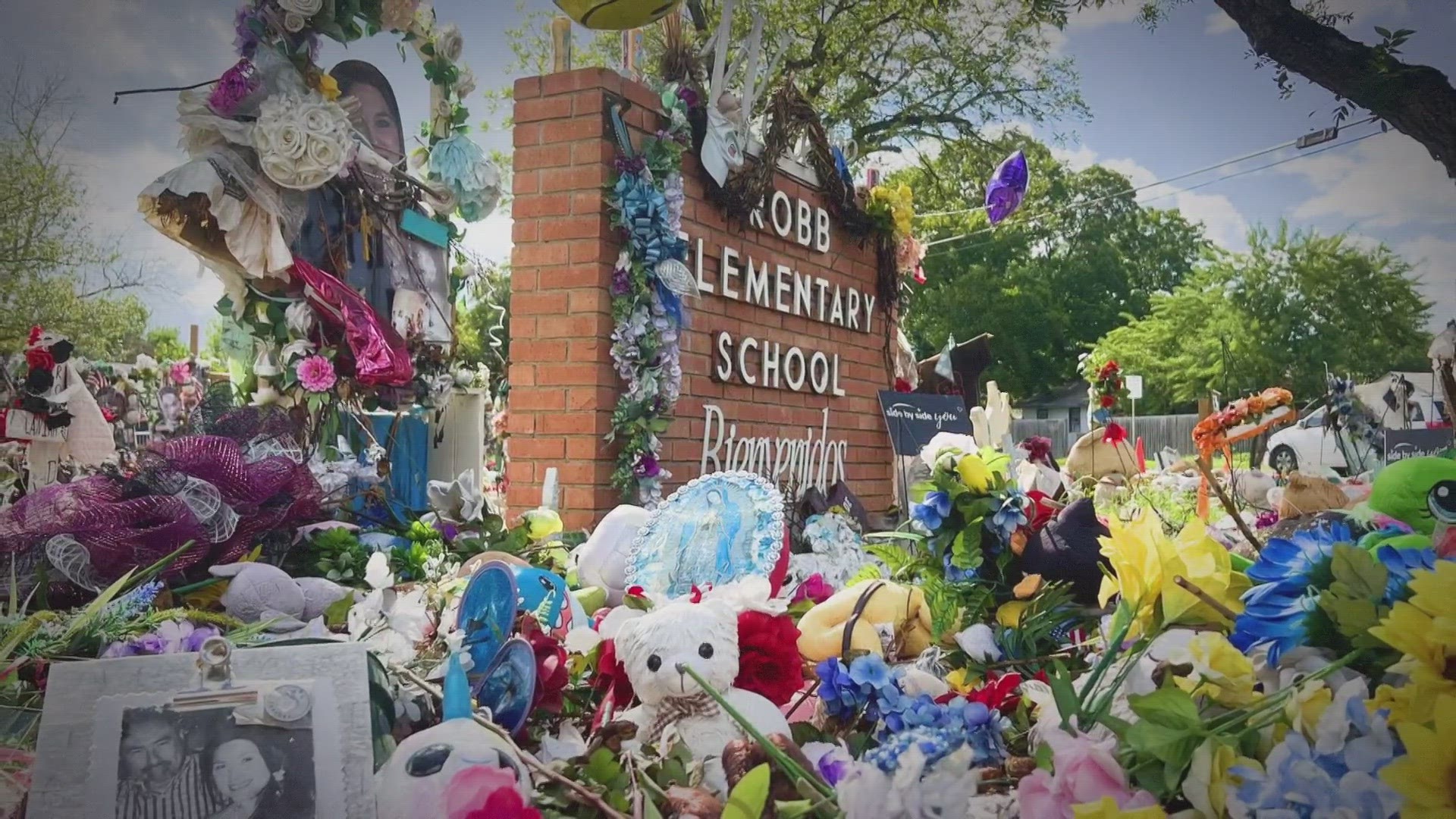 Remembering Uvalde: City leaders ask media for compassion, privacy ...