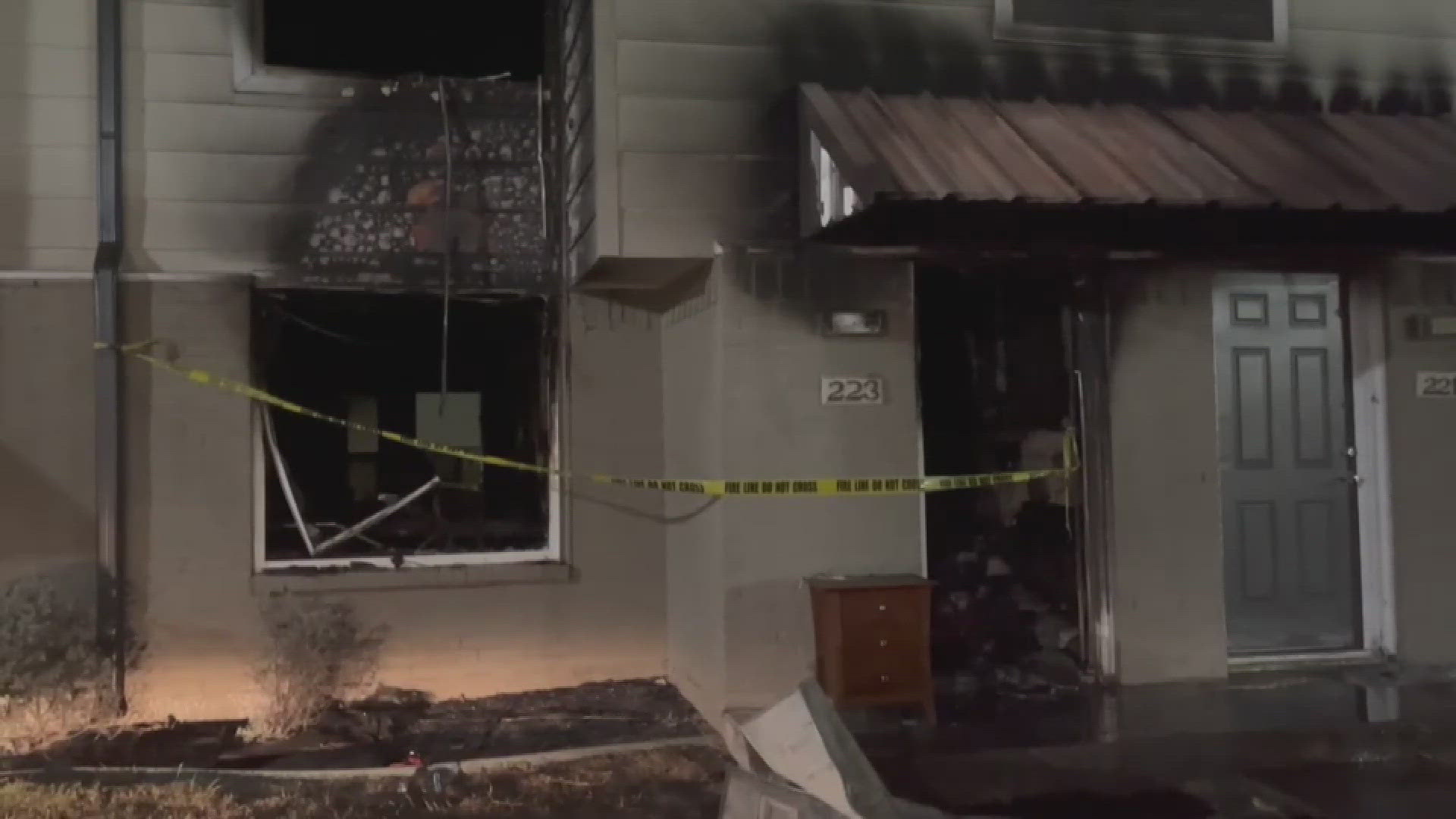 Overnight fire destroys Temple apartment complex townhome | kcentv.com