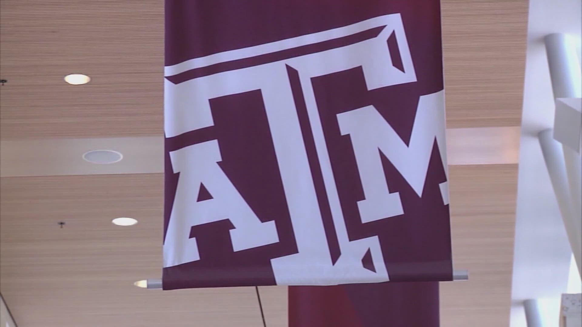 Federal judge blocks Texas A&M ban on "Draggieland" drag show | kcentv.com