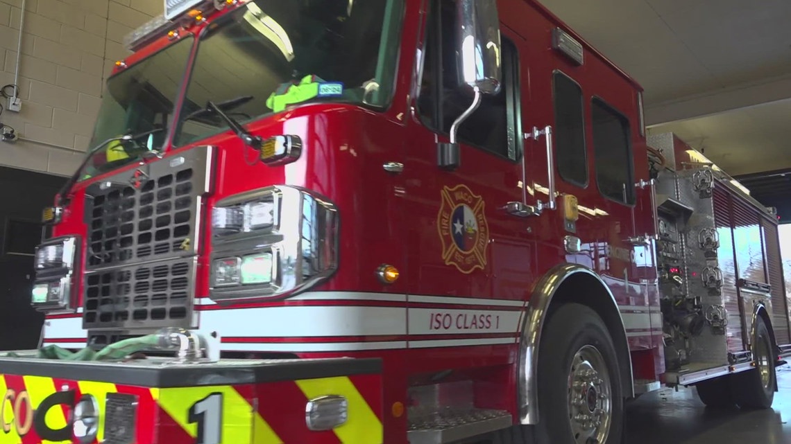 Waco crews tackle commercial fire on Texas Central Parkway | kcentv.com