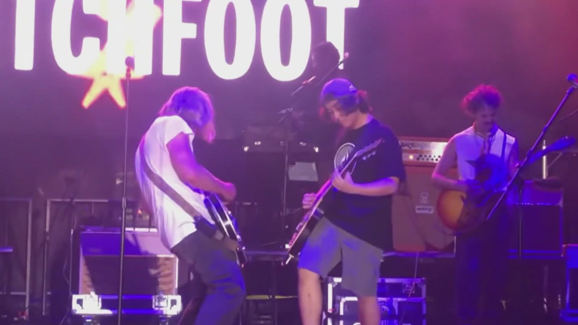 Teen guitarist lives dream at Switchfoot concert Texas | kcentv.com