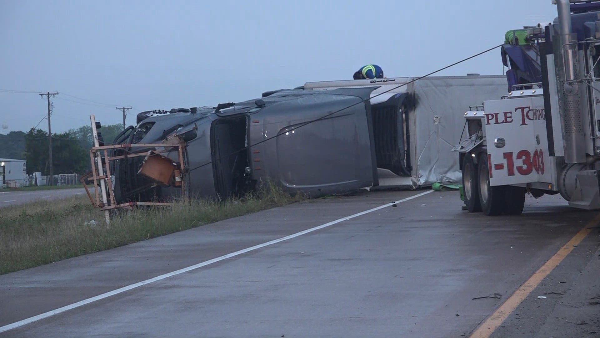 Troy VFD responds to early morning semi-truck rollover on northbound I ...