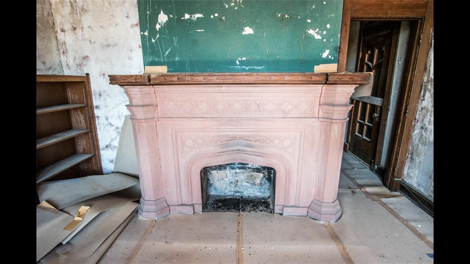 PHOTOS: Cottonland Castle in Waco | kcentv.com