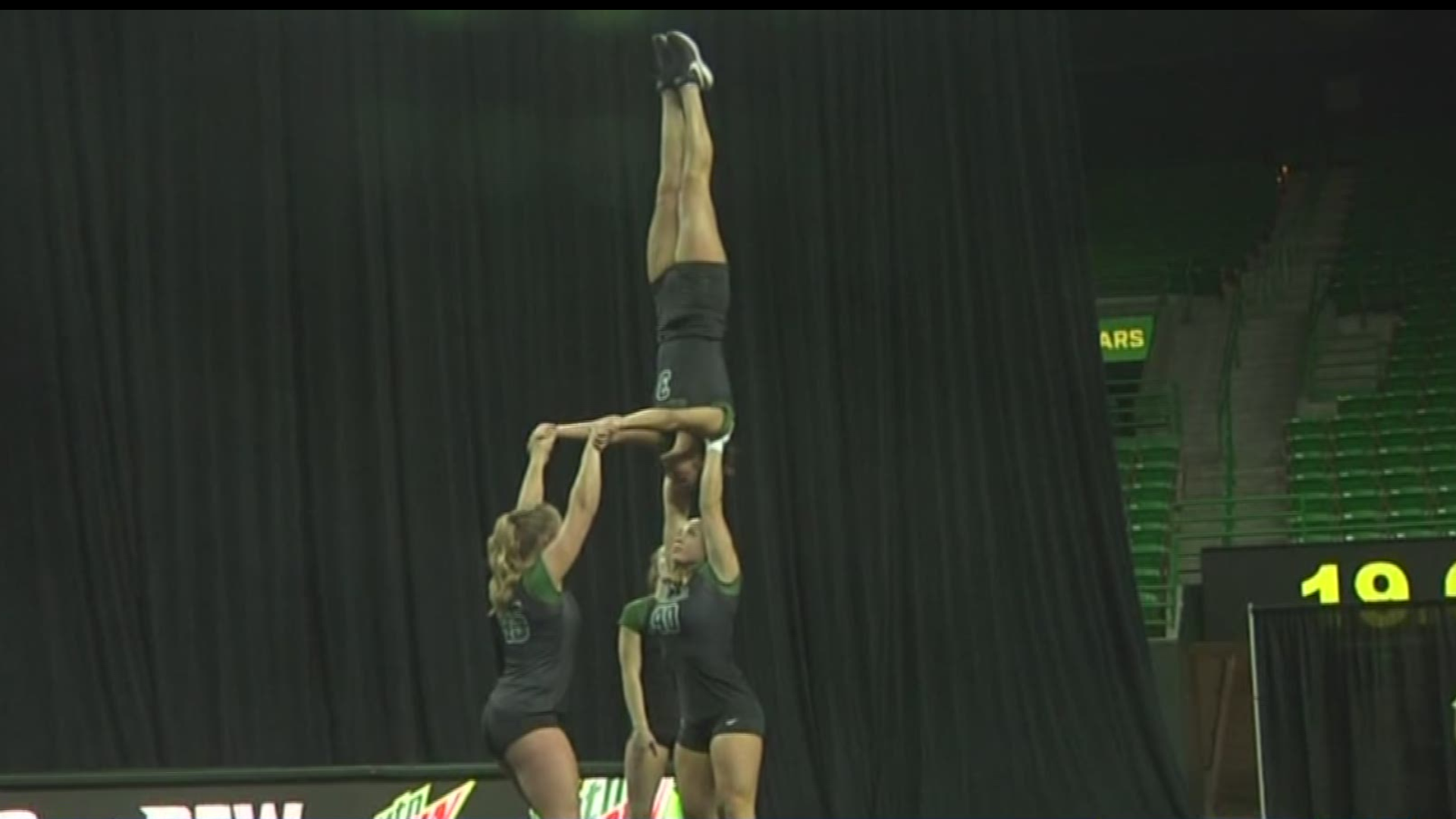 Baylor acrobatics, tumbling team tops No. 3 Quinnipiac | kcentv.com