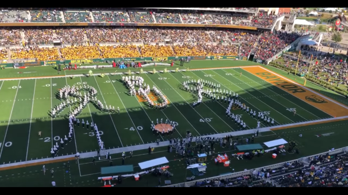 Baylor band wows fans during Lady Bears half-time tribute | kcentv.com