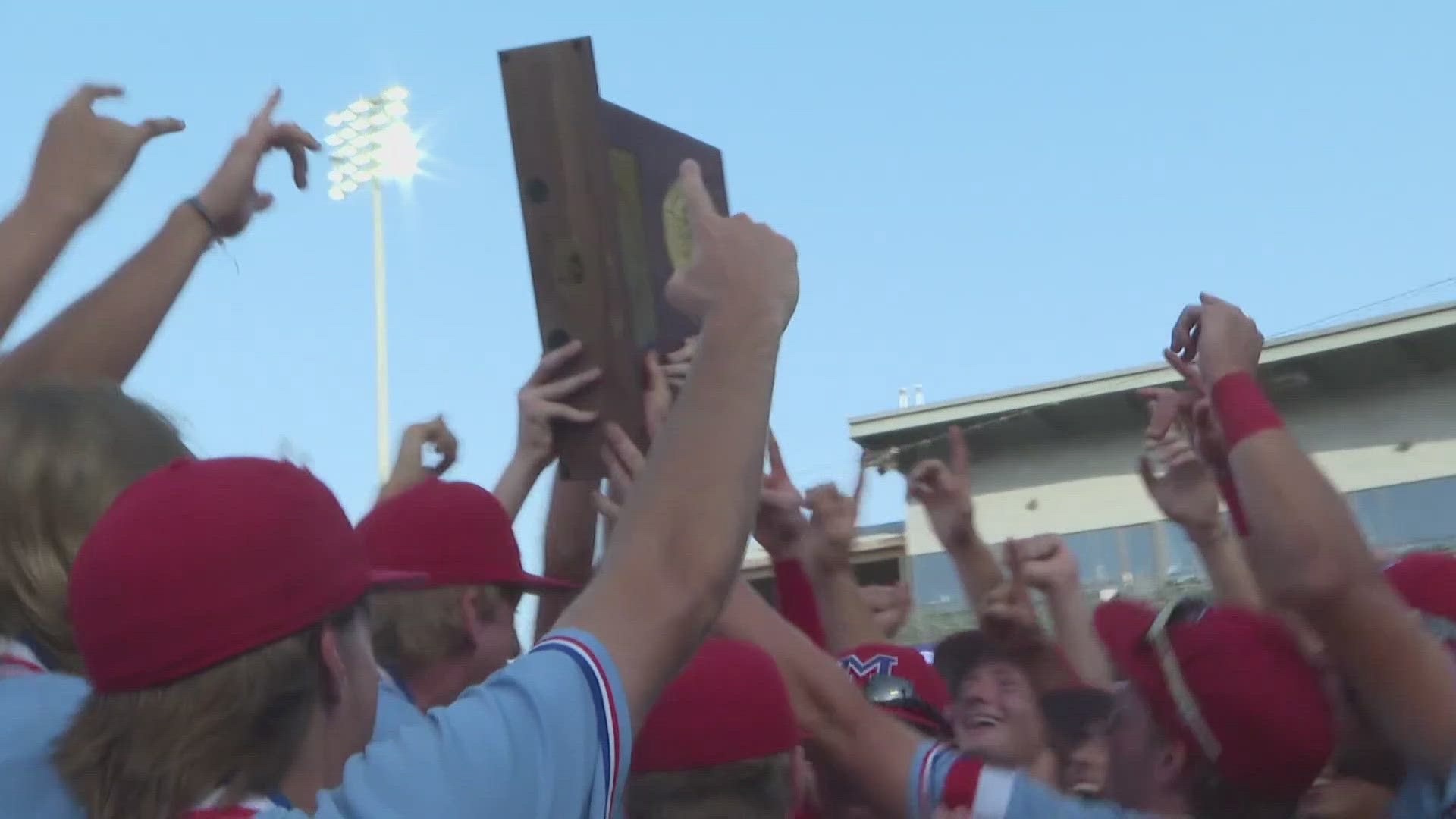 Midway Panthers Capture 6A DI State Championship | kcentv.com