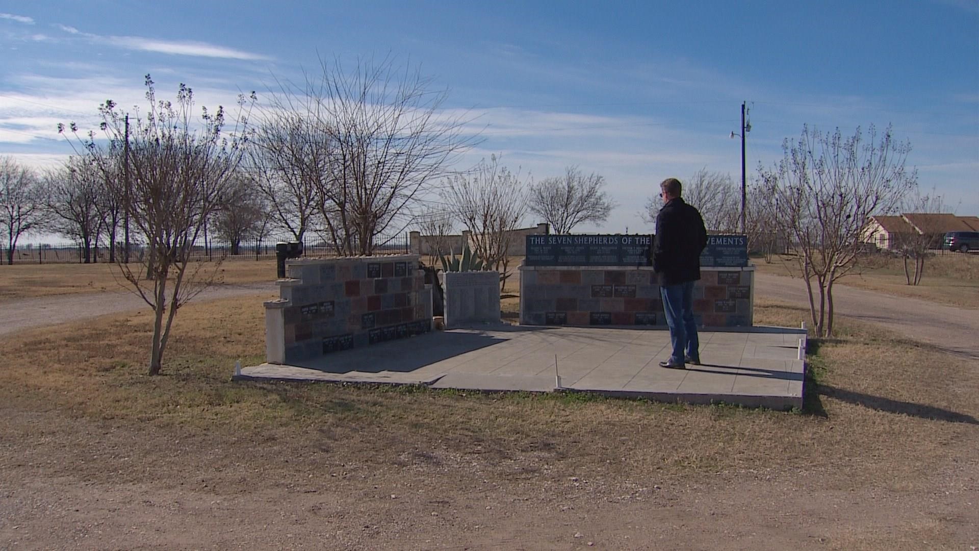 It's been 25 years since the deadly raid on the Branch Davidian ...