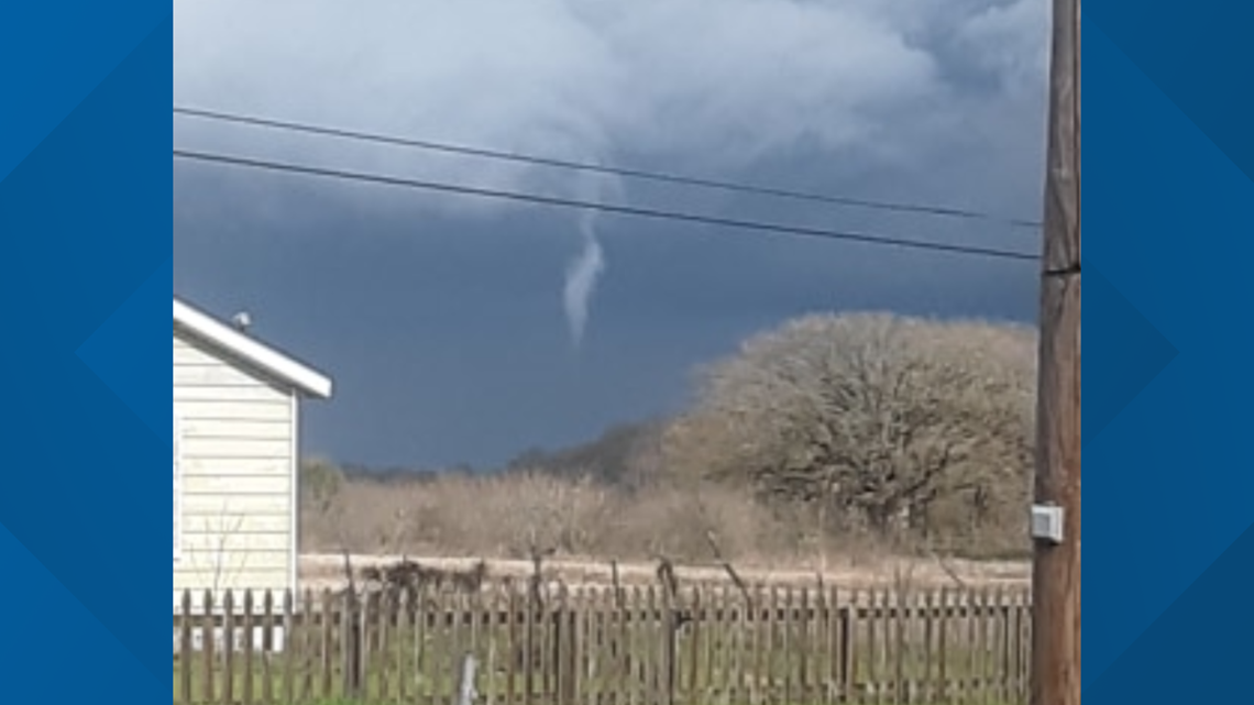 Funnel clouds form over multiple McLennan County towns | kcentv.com