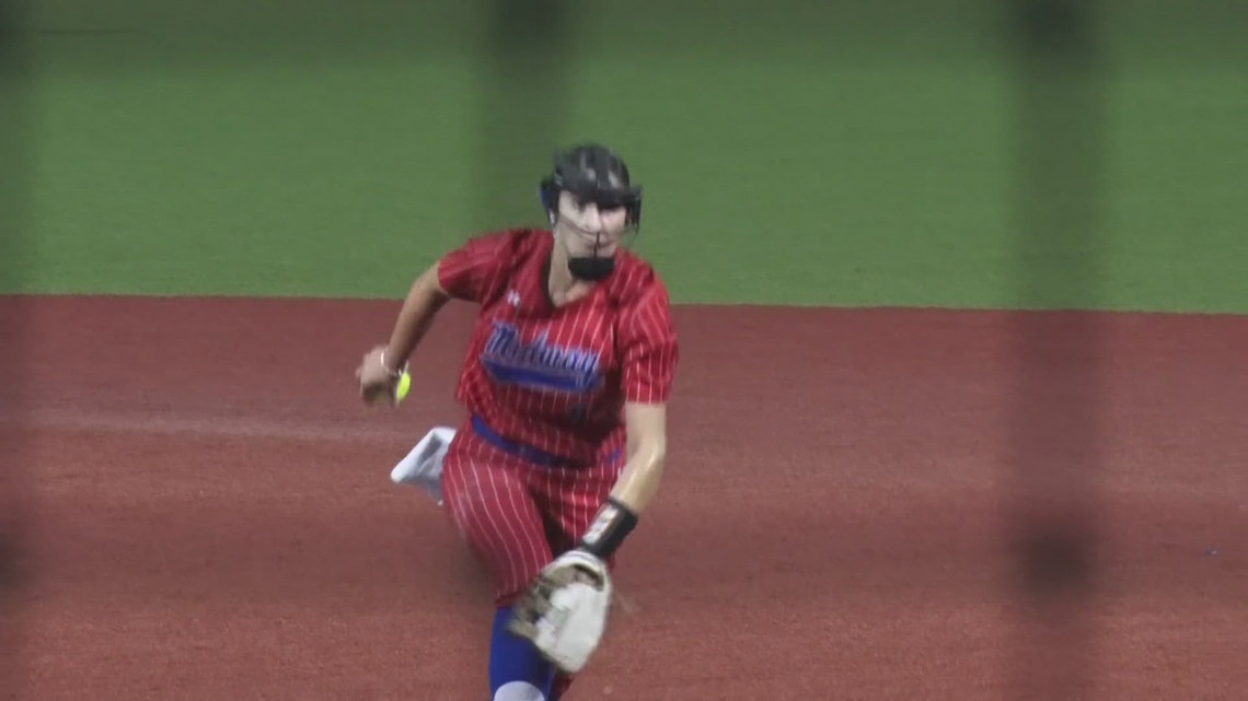 Midway battles Humble Kingwood in IUL State tournament | kcentv.com