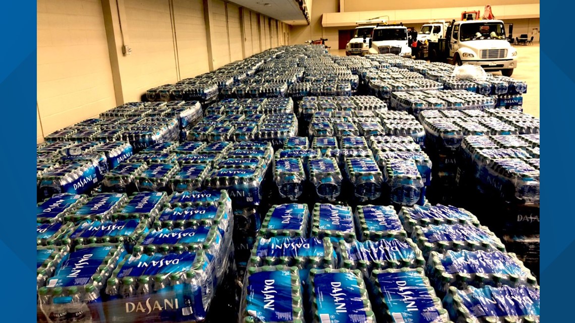 Coca-Cola donates 100 pallets of water to Waco | kcentv.com