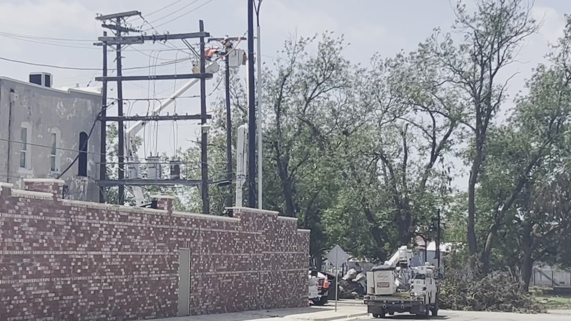 High winds knock out power again in Temple | kcentv.com