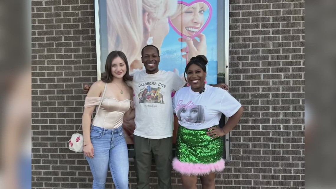 Barbie movie review: Anchors visit the theater opening night | kcentv.com
