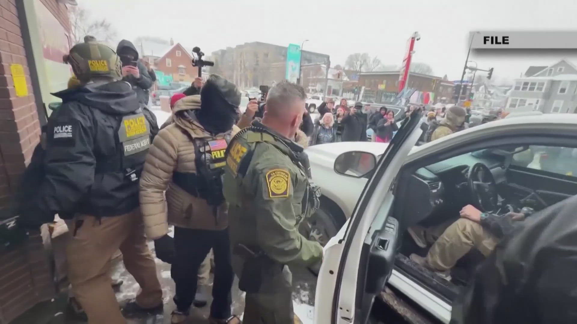 Agents in Alex Pretti shooting placed on admin leave as outrage could ...