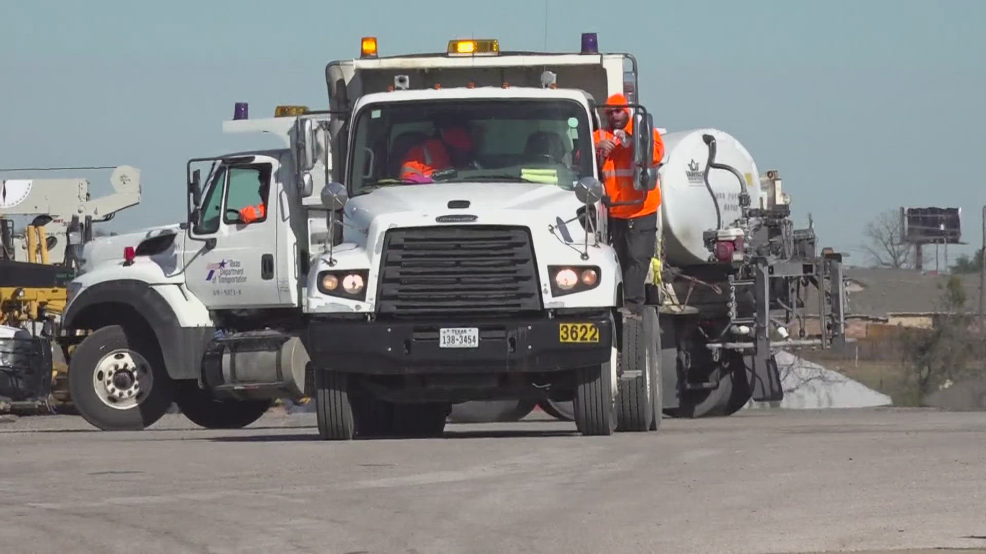 TxDOT to apply salt on Central Texas roads ahead of anticipated winter ...