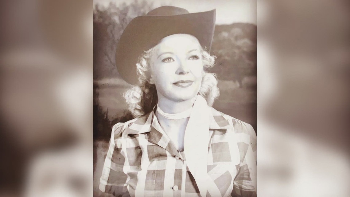 Late country music star Cindy Walker immortalized in Songwriter's Hall ...