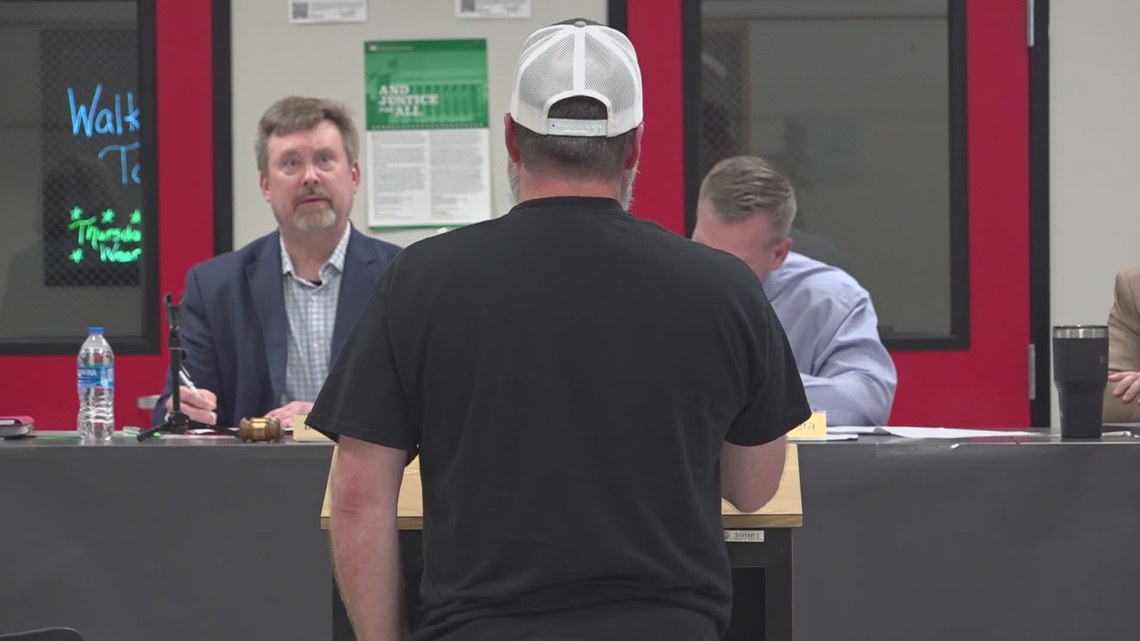 Lorena ISD parents want accountability regarding principal lawsuit ...