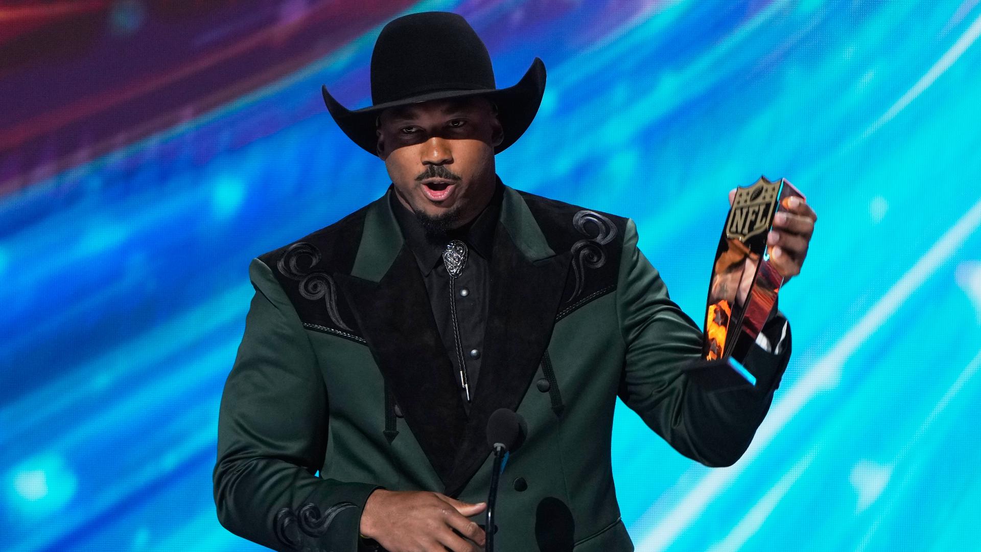 Former Texas A&M standout Garrett claims AP NFL Defensive Player of the ...