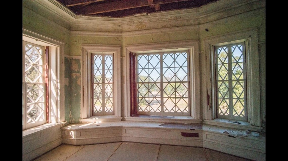 PHOTOS: Cottonland Castle in Waco | kcentv.com