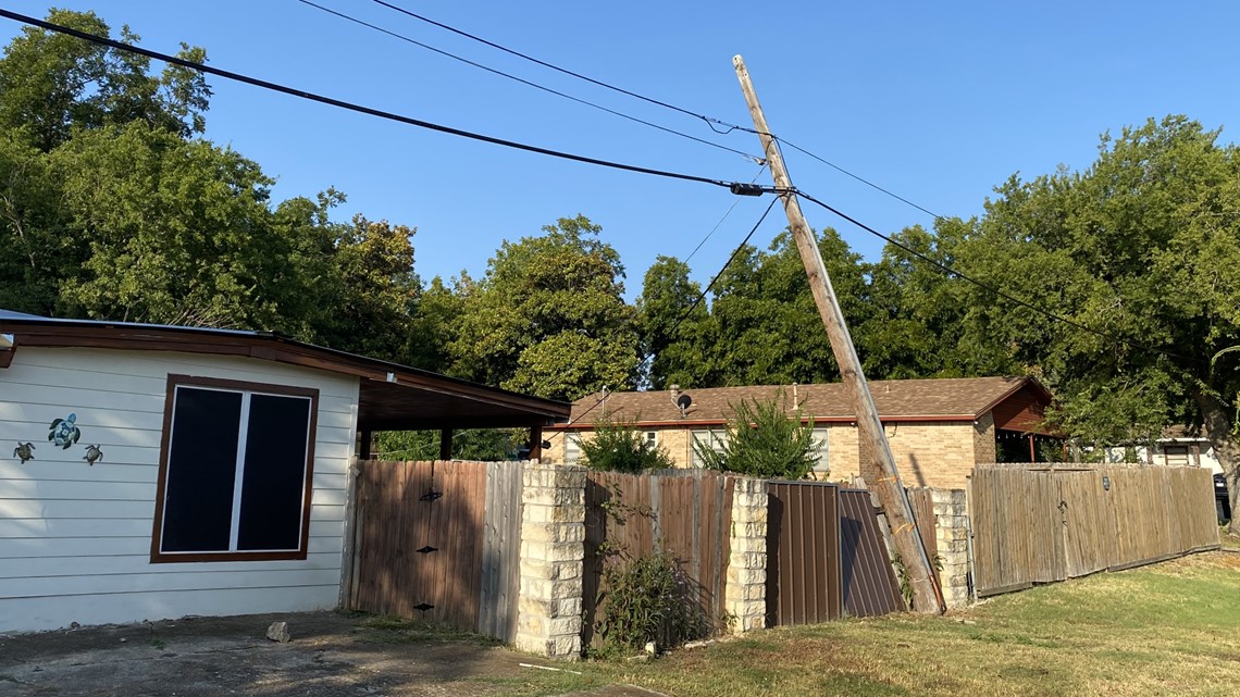 Leaning utility pole poses threat to Temple, TX neighborhood | kcentv.com