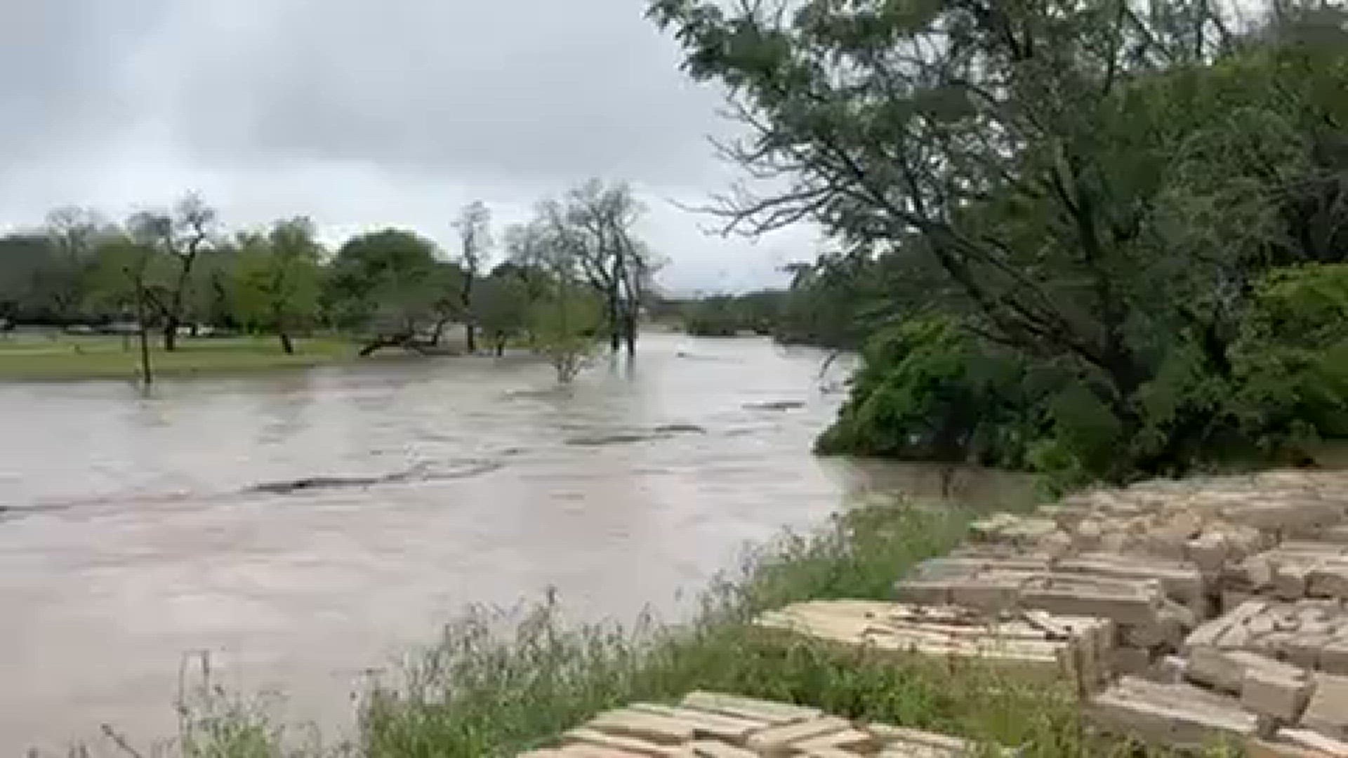 Flash Flooding impacting Central Texas roads | kcentv.com