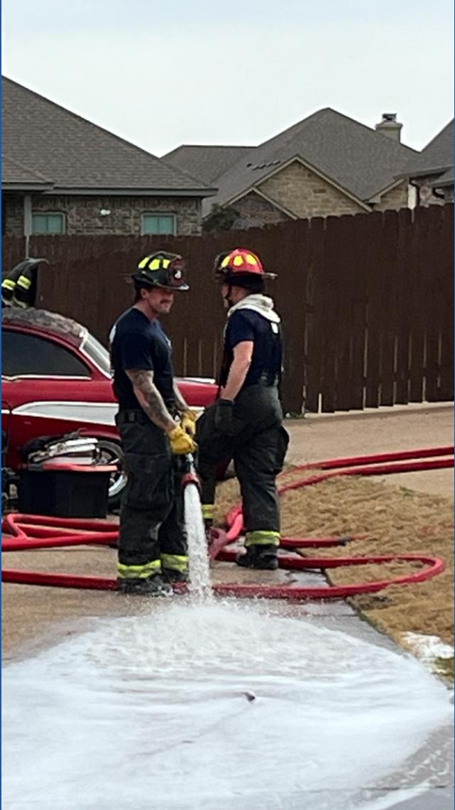 Robinson, Waco firefighters extinguish fire at home | kcentv.com