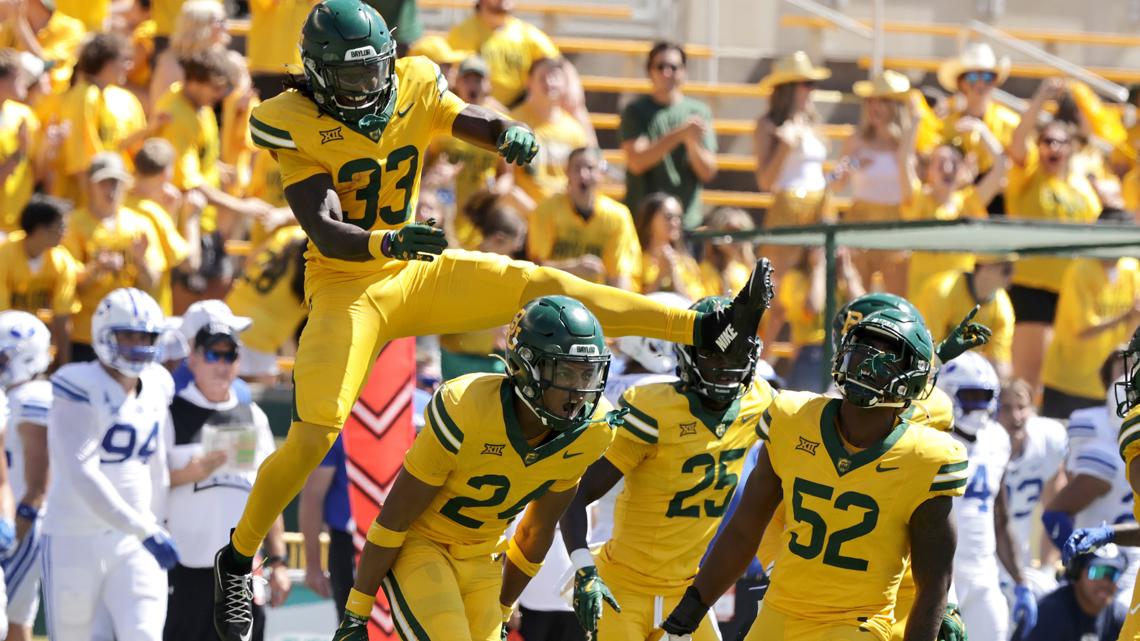 Baylor University homecoming parade hits 115 years | kcentv.com