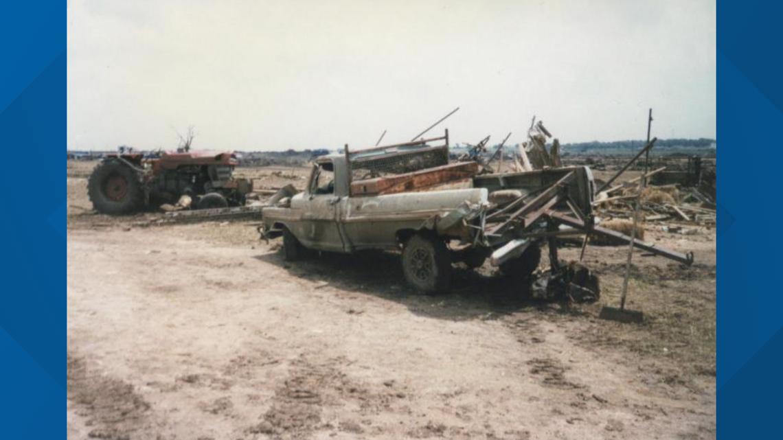 Survivors remember deadly 1997 tornado in Jarrell | kcentv.com
