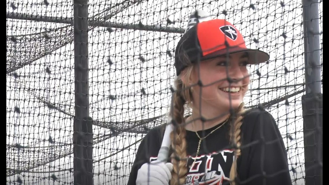First female baseball player takes the field at CTCS | kcentv.com