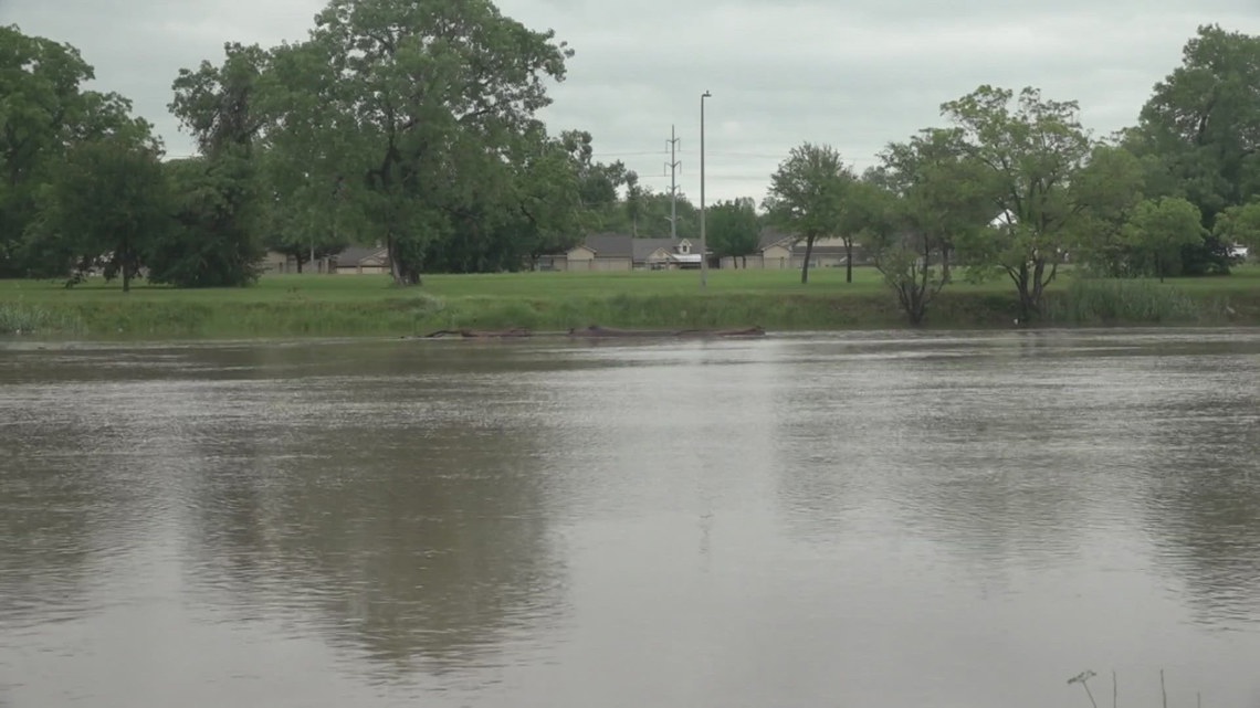 City of Waco warns of Lake Brazos water level fluctuations for ...