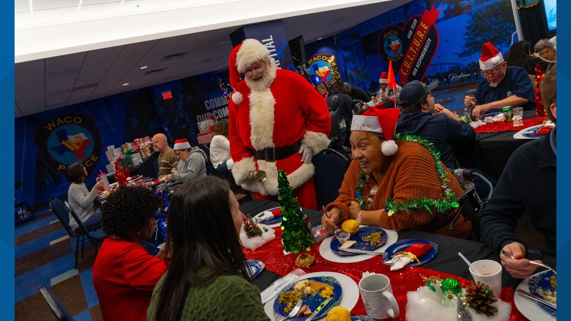 Waco, MCC Police Departments celebrate Christmas with seniors at PD ...