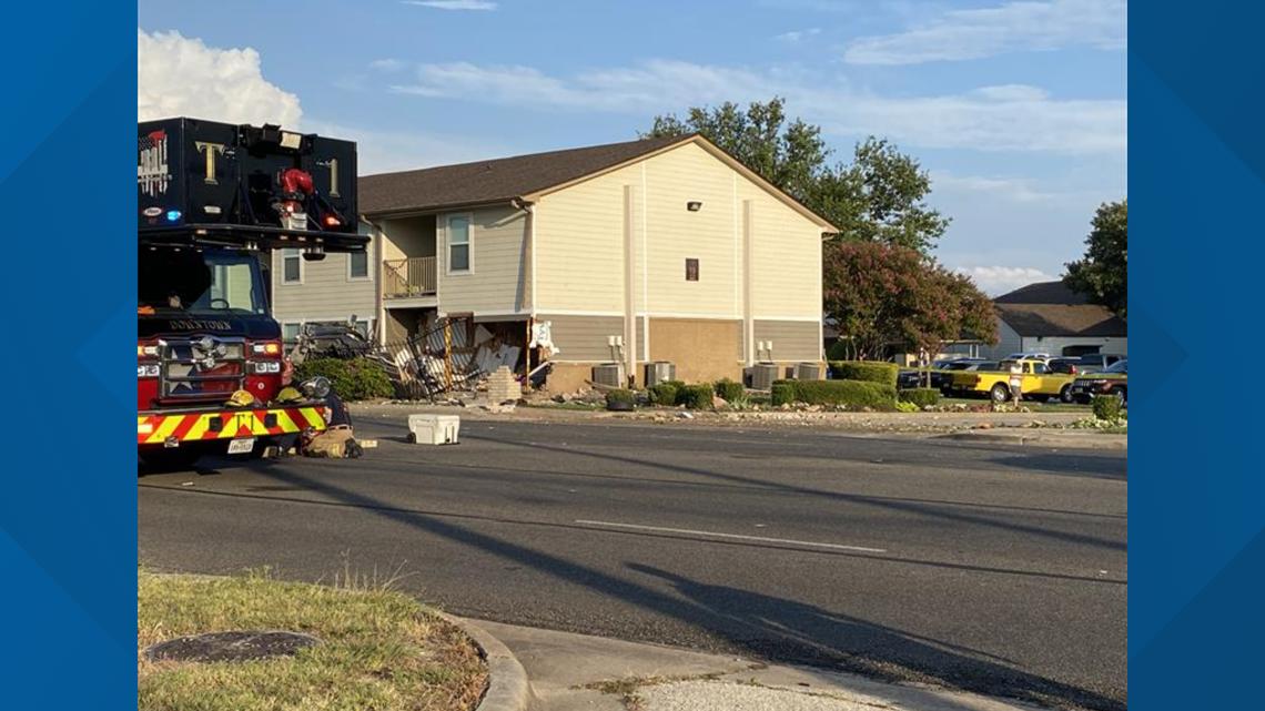 Major accident causes backup on West Adams: TX | kcentv.com