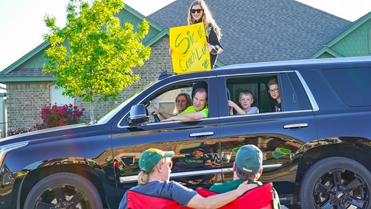 Beloved Baylor softball coach announces retirement after 22 years ...