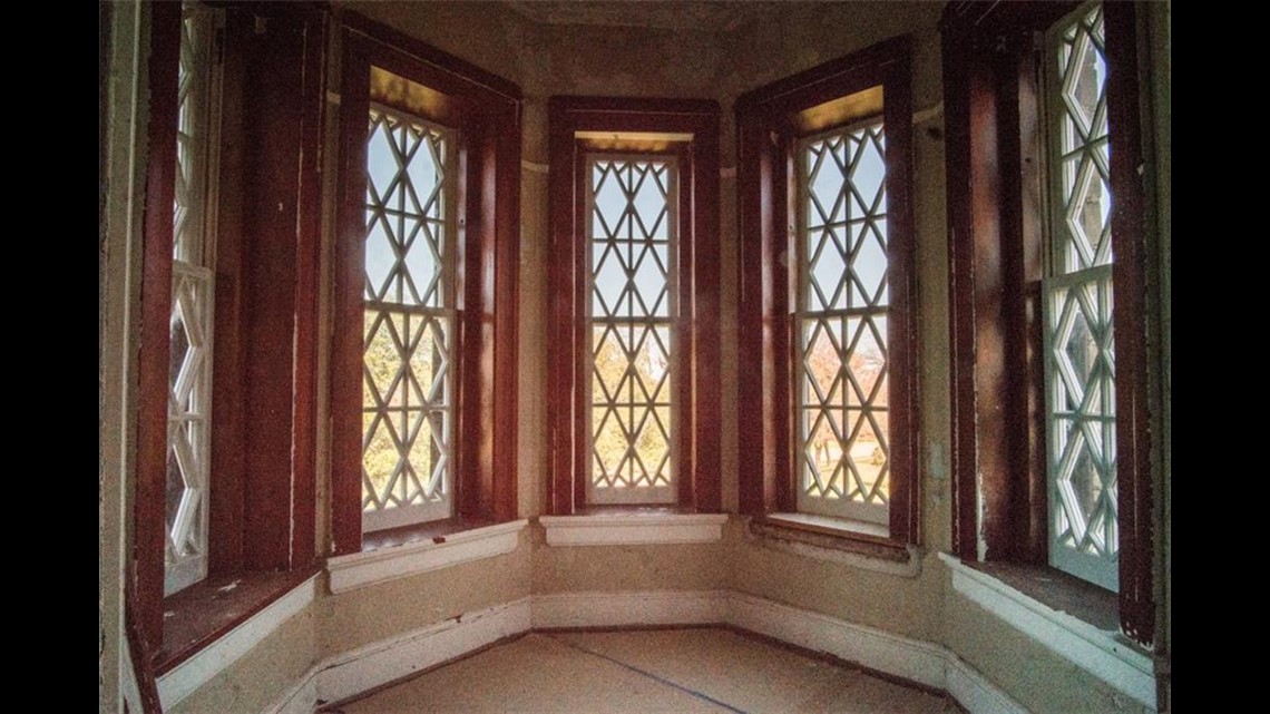 Chip and Joanna Gaines buy Cottonland Castle in Waco | kcentv.com