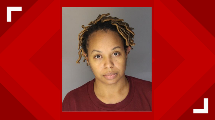 US Marshals looking for Detroit woman wanted for brutal killing of ...