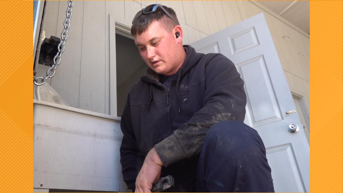 Burst pipe calls come in excessively for local plumbers | kcentv.com