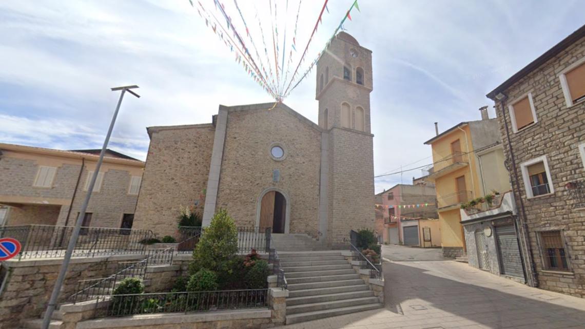 Ollolai's $1 home initiative: Live in Italy, leave U.S. politics ...