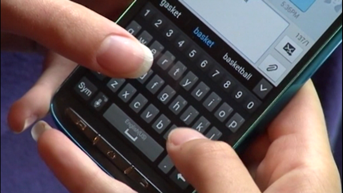 FCC adopts anti-scam text rules | kcentv.com