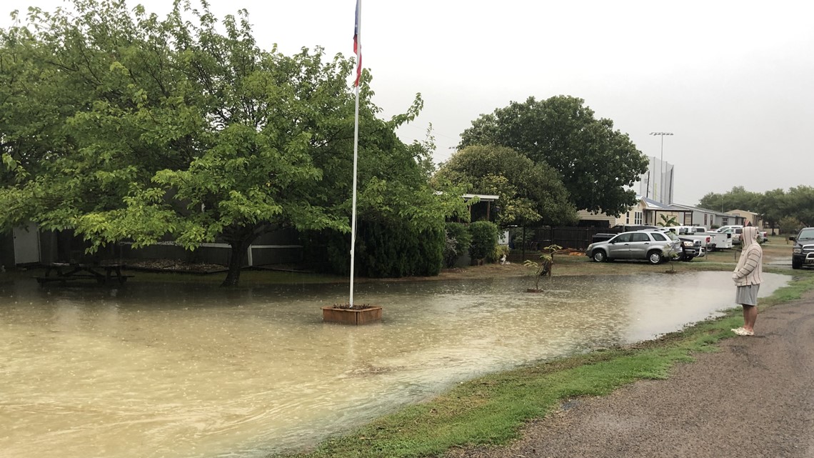 Flooding issues plague neighborhood near Chaparral High | kcentv.com