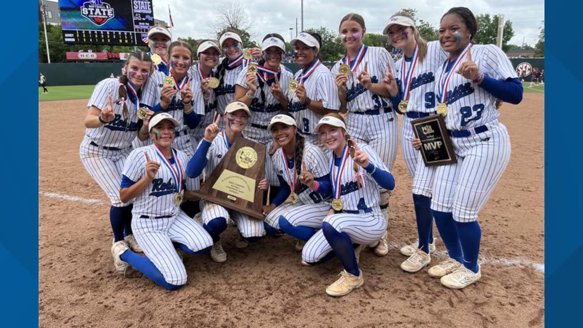 Robinson Rockets softball blasts off for a blowout win in state ...
