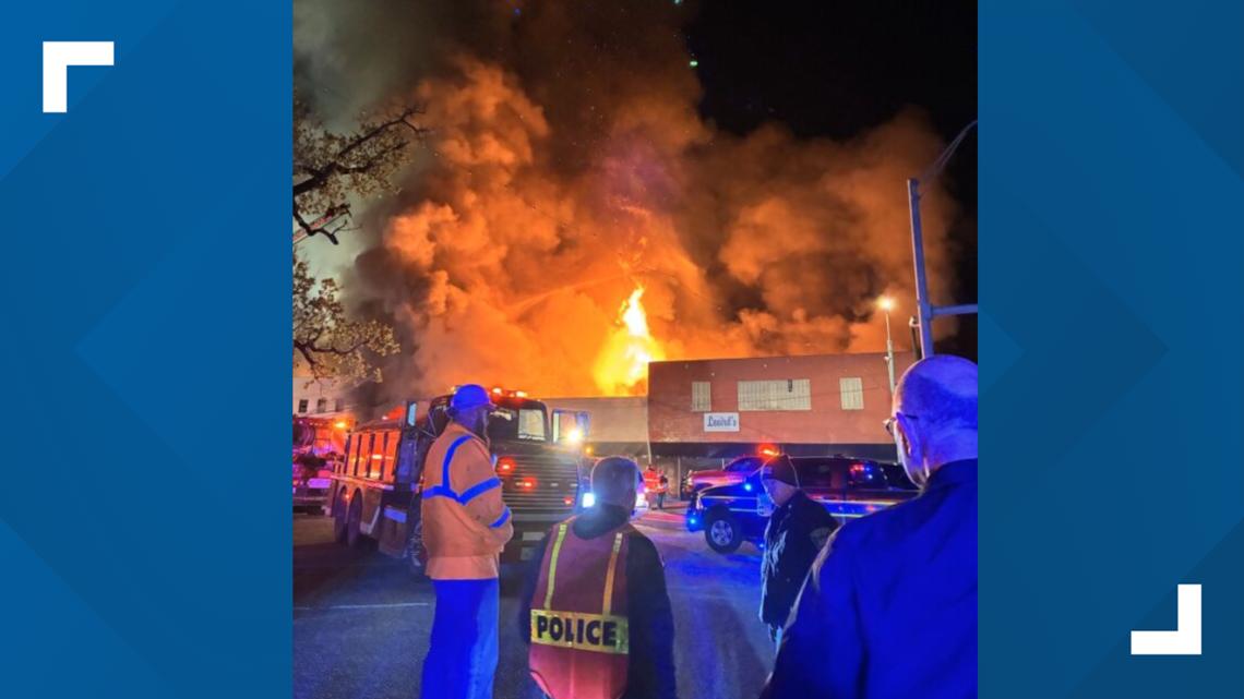 Multi-building fire burning in downtown Gatesville | kcentv.com