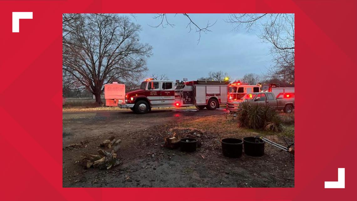 Leon County Emergency Management responds to Oakwood trailer fire ...
